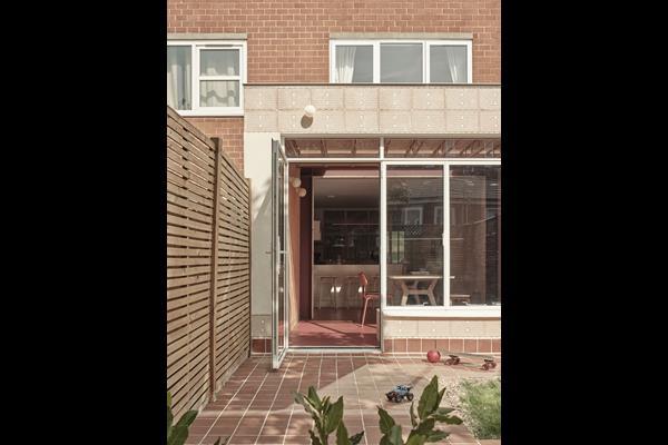 THISS Studio completes Butterfield house extension in Stoke Newington ...